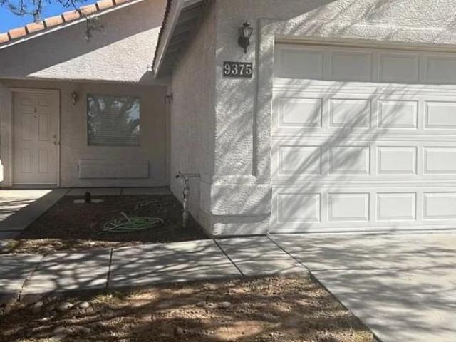 3 Br, 2 bath, Single Family 9375 East Yogo Sapphire Lane