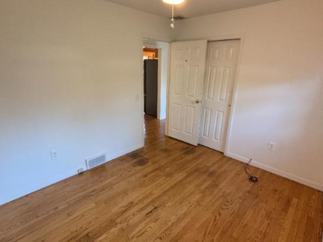 3 Br, 2 bath, Single Family 9 Perry Street