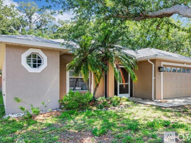 3 BR, 2 BA Apartment Feiffer Cir, Sarasota, FL 34235