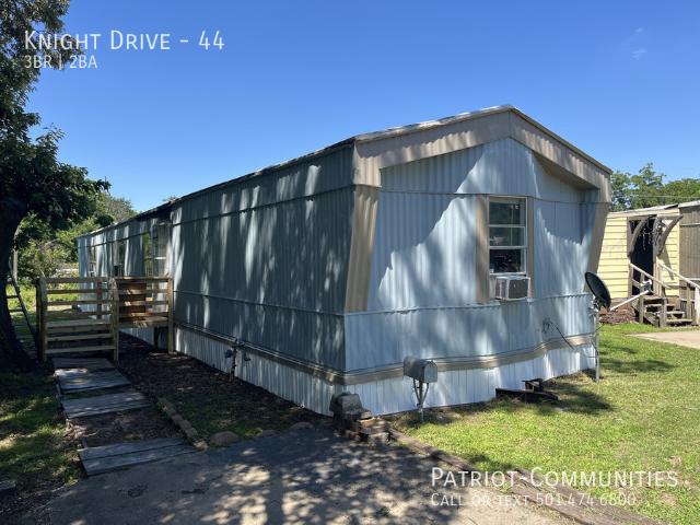 3 BR, 2 BA Apartment Knight Drive, North Little Rock, AR 72117