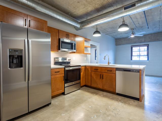 3 BR, 2 BA Apartment Kretschmer Lofts, Dubuque, IA 52001