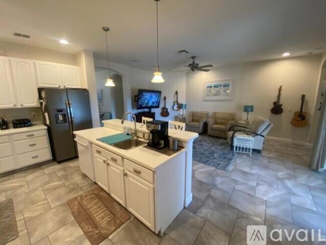 3 BR, 2 BA Apartment Plantain Dr, Holiday, FL 34691