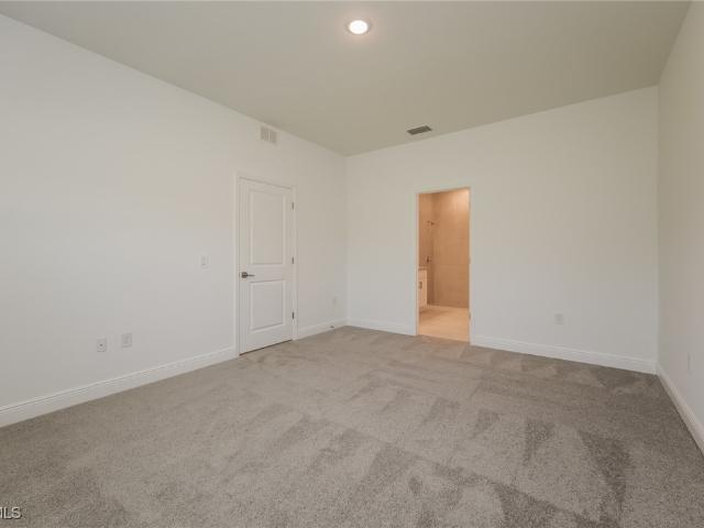 3 BR, 2 BA Apartment Undisclosed Address, Port Charlotte, FL 33953