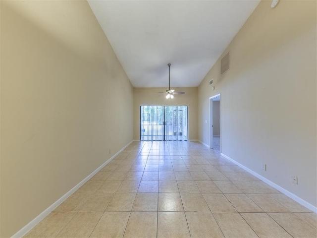 3 BR, 2 BA Apartment 1400 NW 13th Street Unit 01, Boca Raton, FL 33486