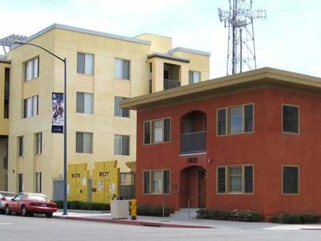3 BR, 2 BA Apartment 1401 J St San Diego, CA 92101