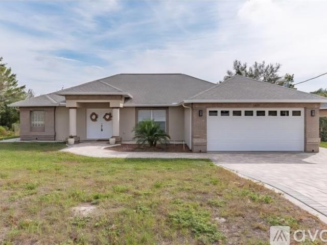 3 BR, 2 BA Apartment 14037 Amero Ln, Spring Hill, FL 34609