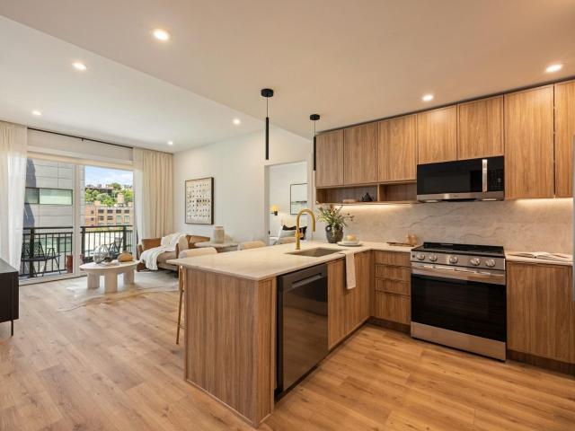 3 BR, 2 BA Apartment 1404 Willow Avenue Unit 704, Hoboken, NJ 07030