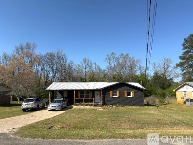 3 BR, 2 BA Apartment 1405 Montevallo Rd, Weaver, AL 36277