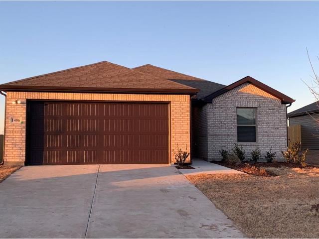 3 BR, 2 BA Apartment 1406 Brindle Dr, GREENVILLE, TX 75402