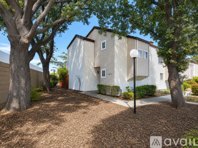 3 BR, 2 BA Apartment 1409 Bel Air Dr, Unit A, Concord, CA 94521