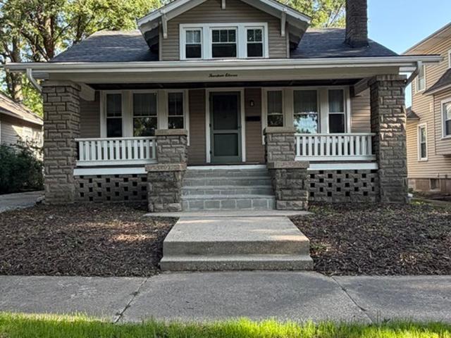 3 BR, 2 BA Apartment 1411 West 4th Street, Sedalia, MO 65301
