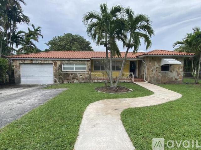 3 BR, 2 BA Apartment 14131 NW 3rd Ave, Miami, FL 33168