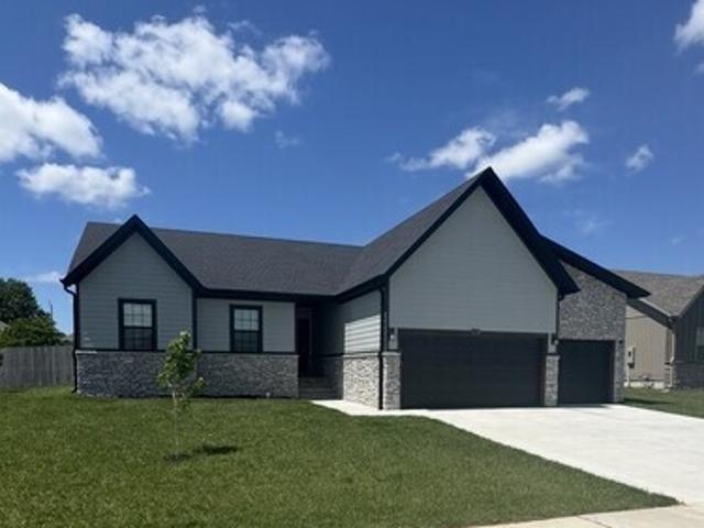 3 BR, 2 BA Apartment 1413 Lyon Ave, Republic, MO 65738