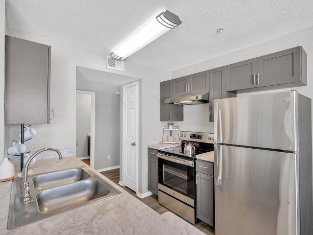 3 BR, 2 BA Apartment 14140 N Broadway Extension Unit 06 0626, Edmond, OK 73013