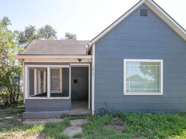 3 BR, 2 BA Apartment 1415 Spruce Street, Leavenworth, KS 66048
