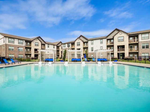 3 BR, 2 BA Apartment 14201 Kanis Rd Unit 332, Little Rock, AR 72223