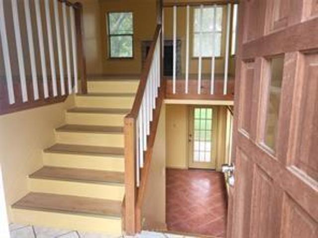 3 BR, 2 BA Apartment 1420 Eastview Street, Fort Worth, TX 76134