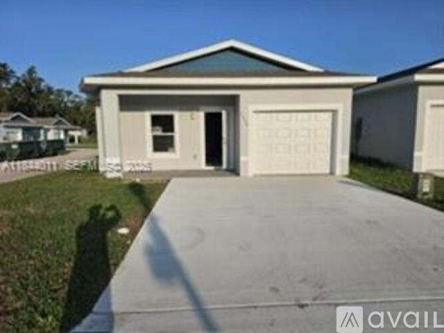 3 BR, 2 BA Apartment 1431 Las Villas Boulevard, Sebring, FL 33870