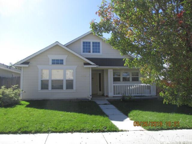 3 BR, 2 BA Apartment 1433 Honey Locust Ave, Gardnerville, NV 89410