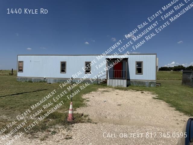 3 BR, 2 BA Apartment 1440 Kyle Rd, Midlothian, TX 76065