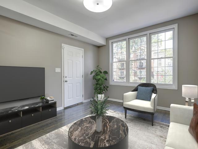 3 BR, 2 BA Apartment 1444 North Campbell, Chicago, IL 60622