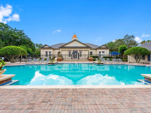 3 BR, 2 BA Apartment 14600 Avenue of the Groves Unit 04215, Winter Garden, FL 34787