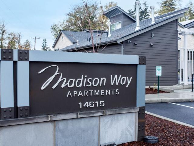 3 BR, 2 BA Apartment 14615 Madison Way Unit E104, Lynnwood, WA 98087