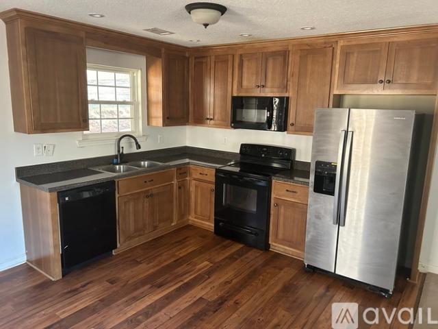 3 BR, 2 BA Apartment 148 Holly Hill Rd, Jasper, GA 30143