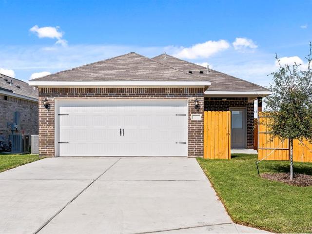 3 BR, 2 BA Apartment 153 Magnolia Boulevard, Hutchins, TX 75141