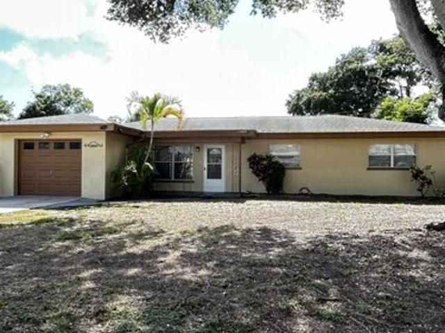 3 BR, 2 BA Apartment 1506 Barbara Avenue, Clearwater, FL 33755