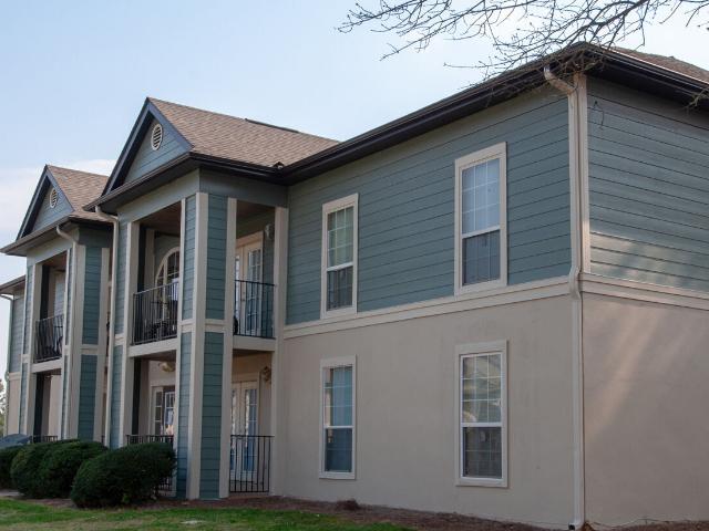 3 BR, 2 BA Apartment 150 Chateau Terrace Unit 06, Athens, GA 30606