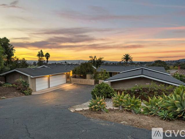 3 BR, 2 BA Apartment 1518 Clifton Street, Unit B, Santa Barbara, CA 93103