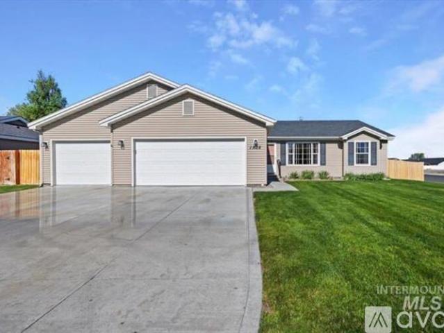 3 BR, 2 BA Apartment 1518 Sommer St, Twin Falls, ID 83301