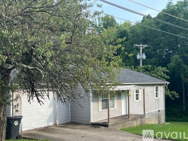 3 BR, 2 BA Apartment 151 Highland Avenue, Corbin, KY 40701