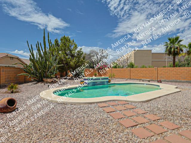 3 BR, 2 BA Apartment 15289 W Desert Hills Dr, Surprise, AZ 85379