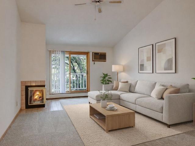 3 BR, 2 BA Apartment 15300 37th Avenue North Unit B225, Minneapolis, MN 55446