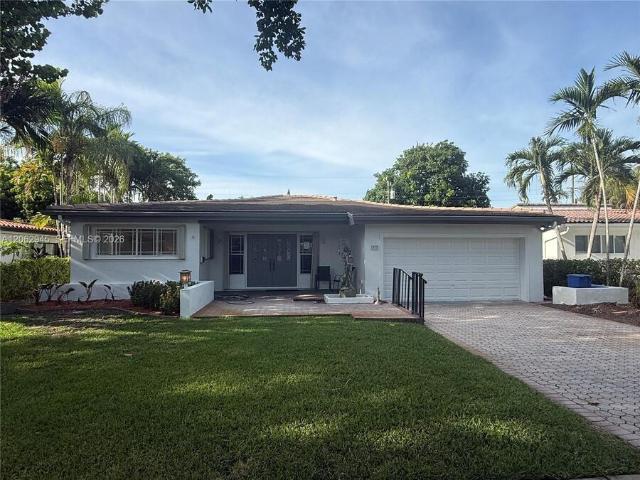 3 BR, 2 BA Apartment 1532 Trillo Ave, CORAL GABLES, FL 33146
