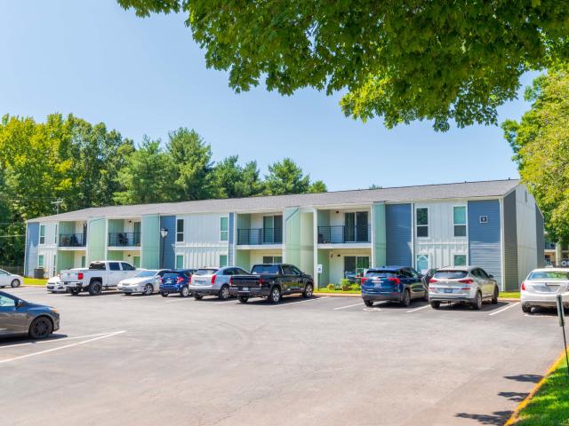 3 BR, 2 BA Apartment 157 Montague Road Unit 30084, Greenville, SC 29617