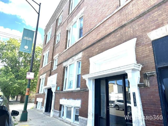 3 BR, 2 BA Apartment 1546 N Homan, Chicago, IL 60647