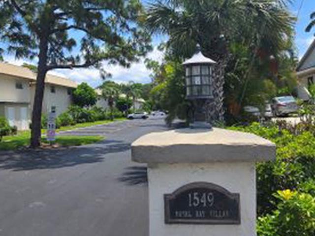 3 BR, 2 BA Apartment 1549 Sandpiper Street, Unit 36, Naples, FL 34112