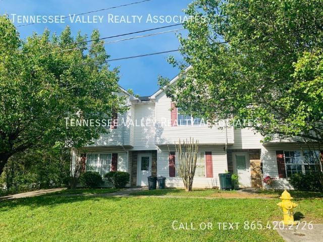 3 BR, 2 BA Apartment 156 North Illinois Avenue, Oak Ridge, TN 37830