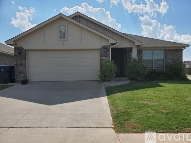 3 BR, 2 BA Apartment 15729 Capulet Dr, Edmond, OK 73013