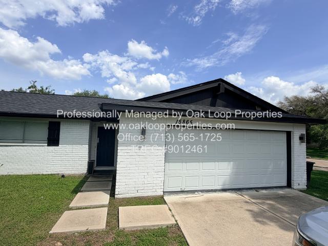 3 BR, 2 BA Apartment 15865 Ridgeroe Ln, Houston, TX 77053