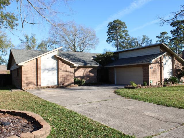 3 BR, 2 BA Apartment 15910 Boatswain Court, Crosby, TX 77532