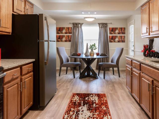 3 BR, 2 BA Apartment 15 Treeway Court Unit W002003A, Towson, MD 21286