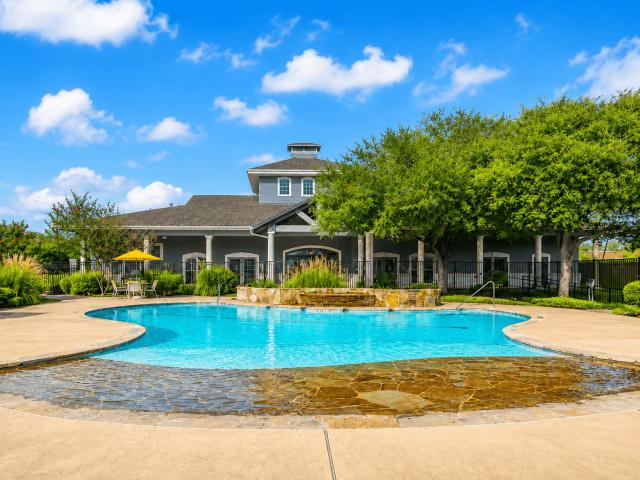 3 BR, 2 BA Apartment 1601 Montopolis Dr Unit 0525, Austin, TX 78741