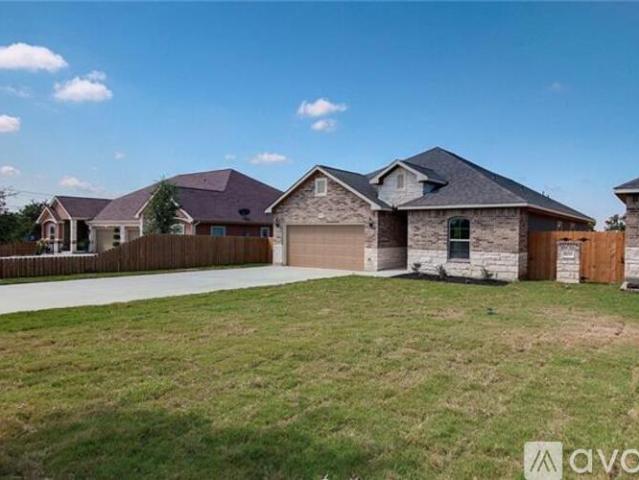3 BR, 2 BA Apartment 1605 Tierra Alto Street Unit A, Leander, TX 78641