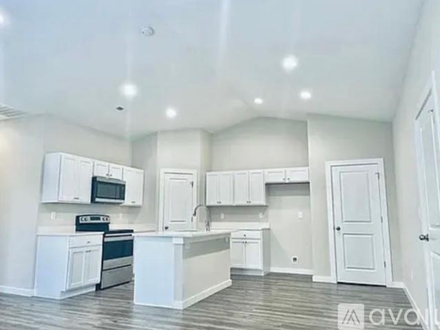 3 BR, 2 BA Apartment 1613 E Redstem Ct, Unit 1613, Andover, KS 67002