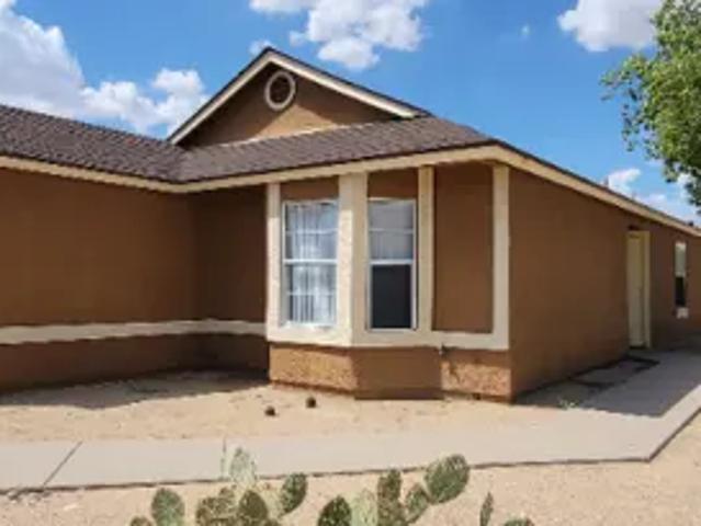 3 BR, 2 BA Apartment 16222 N 123rd Dr, Surprise, AZ 85378