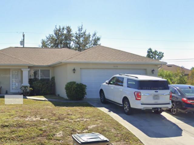 3 BR, 2 BA Apartment 1624 Kismet Pkwy E, Cape Coral, FL 33909